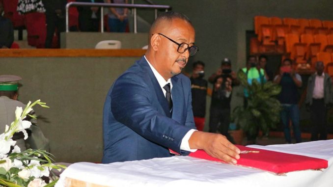 FANOLORANA NY MARI-BONINAHI-PIRENENA « Chevalier de l’Ordre National ...